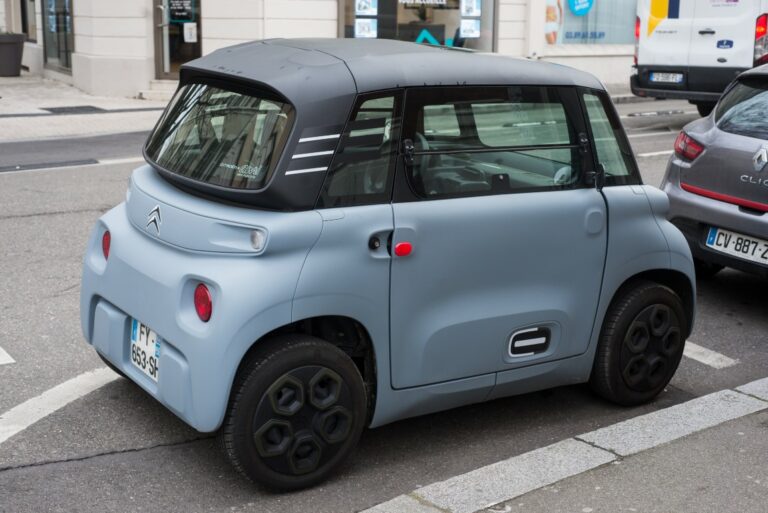 Quel est le prix d'une voiture sans permis ? - Planète Automobile